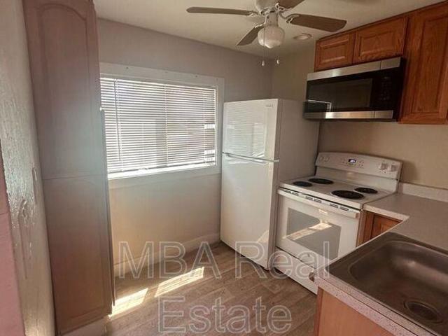 Studio Condo for Rent at 2814 N 29th St, Phoenix, AZ 85008