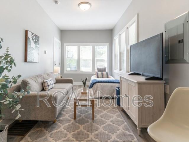 Studio Condo for Rent at 2831 N Kenwood Ave #8, Indianapolis, IN 46208 Near Northwest Riverside