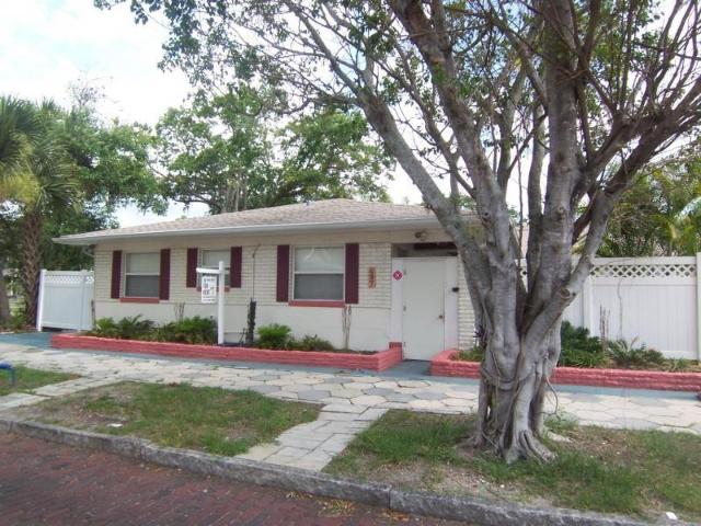 Studio Condo for Rent at 427 8th Ave N #6, St. Petersburg, FL 33701 Uptown