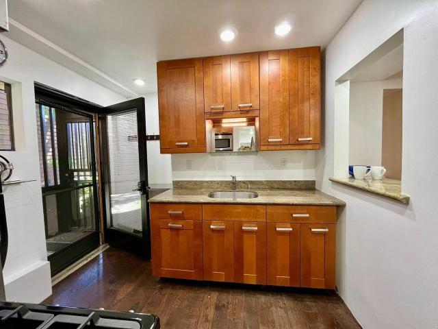 Studio Condo for Rent at 449 Burnett Ave #A, San Francisco, CA 94131 West of Twin Peaks