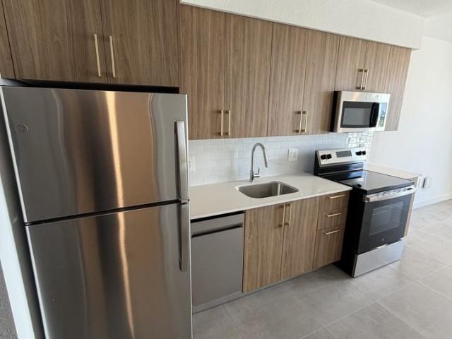Studio Condo for Rent at 456 South 20th Avenue #S, Hollywood, FL 33020 Parkside