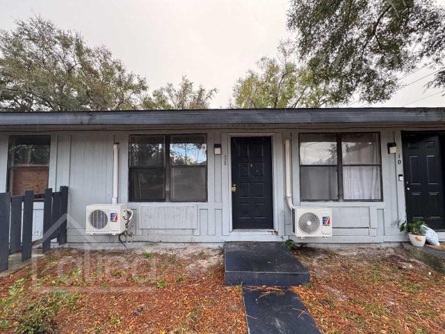 Studio Condo for Rent at 4731 N Pine Hills Rd #11, Orlando, FL 32808 Signal Hill