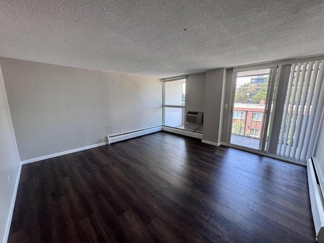 Studio Condo for Rent at 799 Dahlia St #405, Denver, CO 80220 Hale