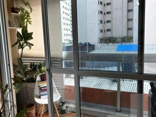 Studio charmoso à venda na Augusta, com marcenaria planejada Consolação