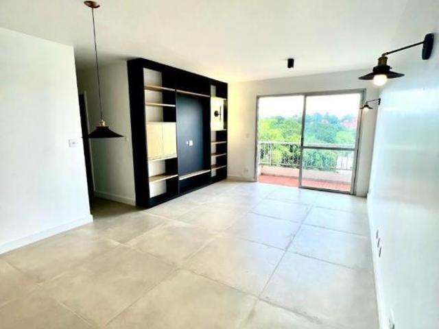 Studio á venda 26m² ao lado do metro Ana Rosa Vila Mariana