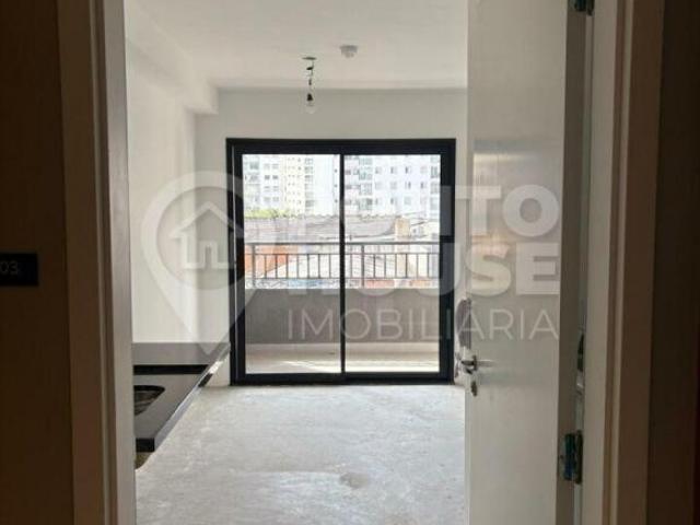 Studio à venda, 28m², ao lado do metrô Saúde