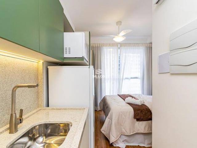 Studio à venda com 1 quarto no Centro de Curitiba