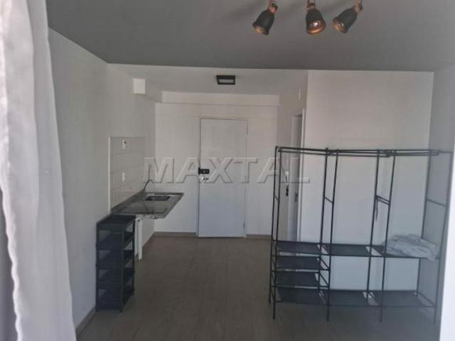 Studio à venda com 27m², com sacada, 1 banheiro no bairro de Santa Terezinha Santana