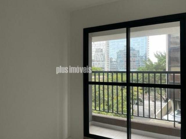Studio à venda com 27m², 1 quarto e sem vaga