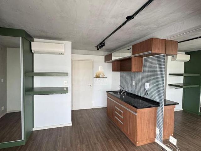 Studio à venda com 28m², 1 quarto e 1 vaga
