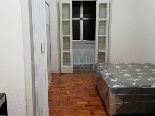 Studio à venda com 38m², dispõe de 1 dormitório, 1 banheiro, 1 vaga à 200mts da Orla no Boqueirão