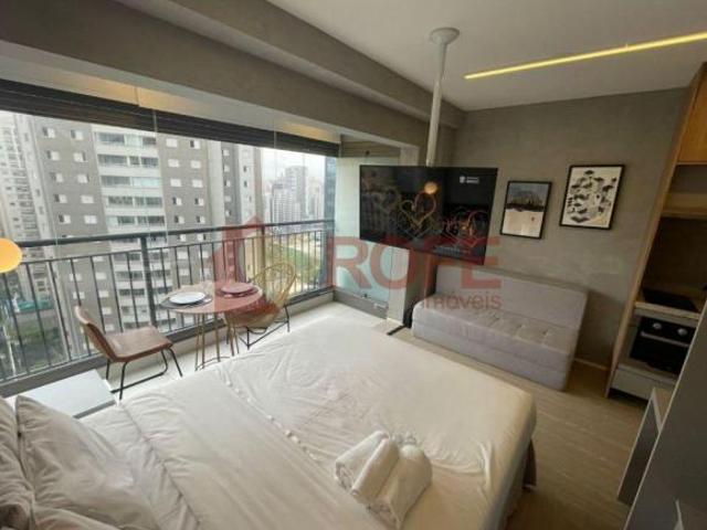 Studio a venda de 25m2, 100% mobiliado, com Lazer Completo, ao lado do Metrô Moema, e fora de rota