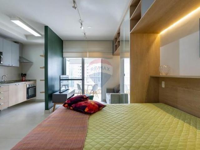 Studio a venda em Moema, 37 mts com 1 vaga e mobiliado na av Aratãs