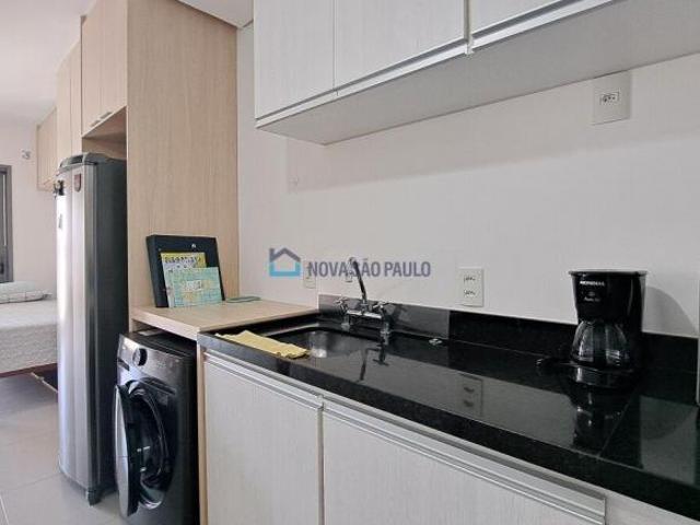 Studio à venda em Moema com 24 m²
