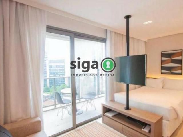 Studio a venda em Pinheiros com 36m², mobiliado com 1 vaga de garagem