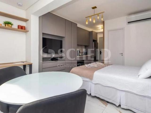 Studio á Venda em Pinheiros Mobiliado com 25m², 1 quarto