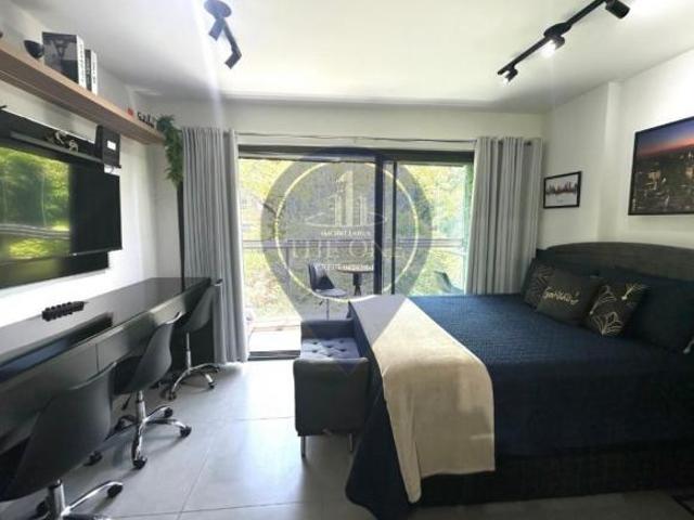 Studio à venda em Pinheiros, São Paulo SP: 1 quarto, 2 salas, 1 banheiro, 27m² de área. Venha conhec