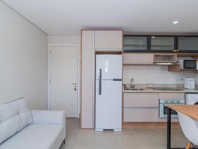 Studio a Venda mobiliado e com vaga de garagem Edificio Harmony Agua Verde