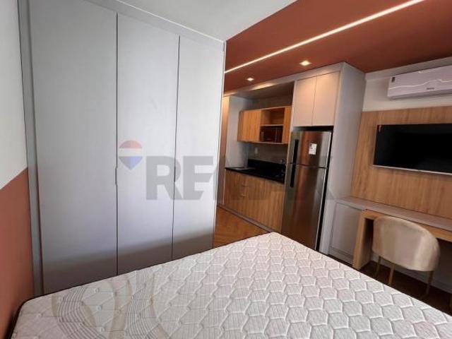 Studio a venda na Vila Madalena com 27 metros com varanda mobiliado