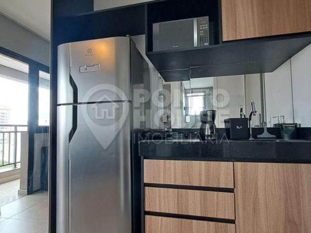 Studio à venda na Vila Mariana, mobiliado, andar alto, vago, a 750 metros metrô