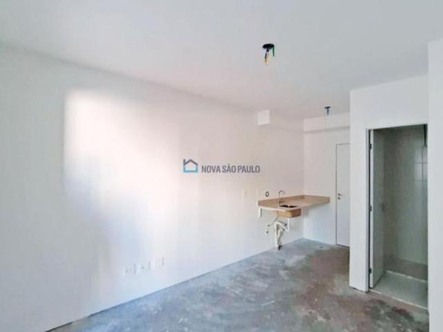 Studio à venda, na Vila Mariana, próximo ao metrô