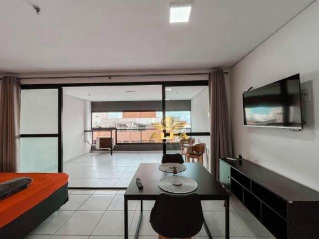 Studio à venda na Praia da Enseada, em Guarujá/SP