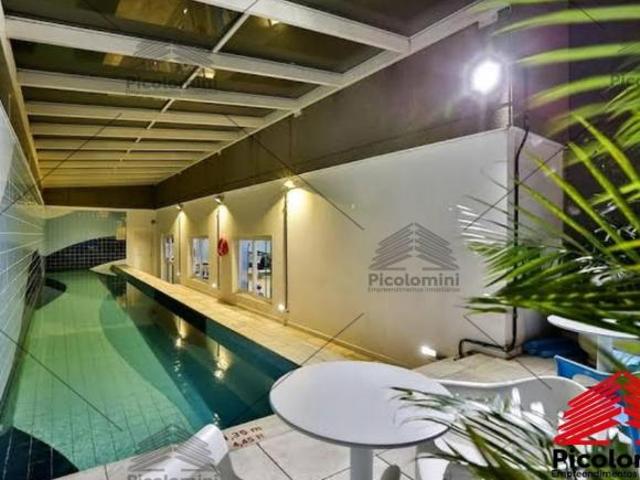 Studio à venda na República 300 metros do Metrô, 1 quarto, 1 sala, cozinha, 1 banheiro, 1 vaga de ga