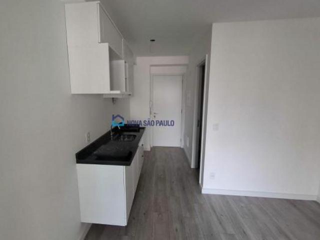 Studio a venda na Saúde sem vaga de garagem