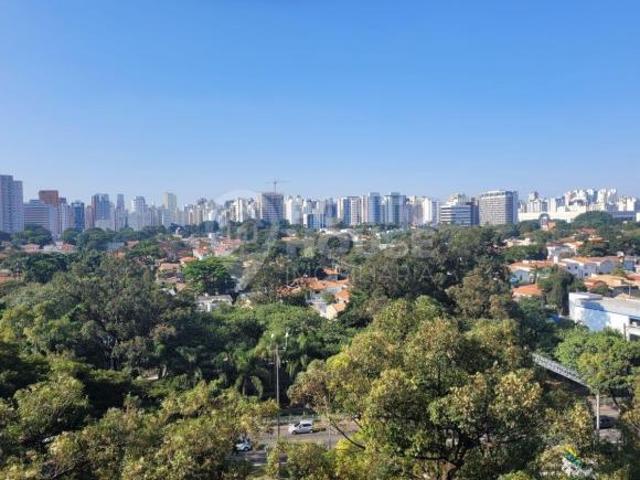 Studio à Venda no Campo Belo, Mobiliado, Seminovo, 24,79 m² Privativos