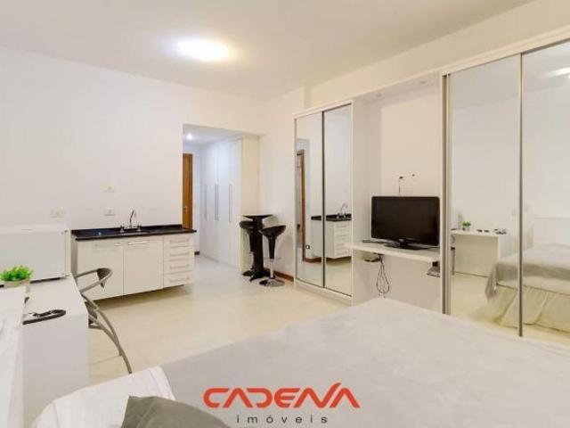 Studio à venda no Centro de Curitiba