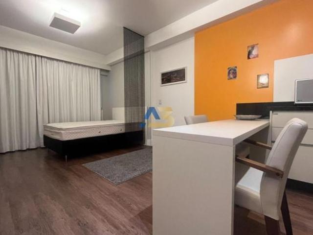 Studio à venda no Lifespace Curitiba com Vaga de Garagem, 30 m² por R$ 550.000 Batel Curitiba/PR