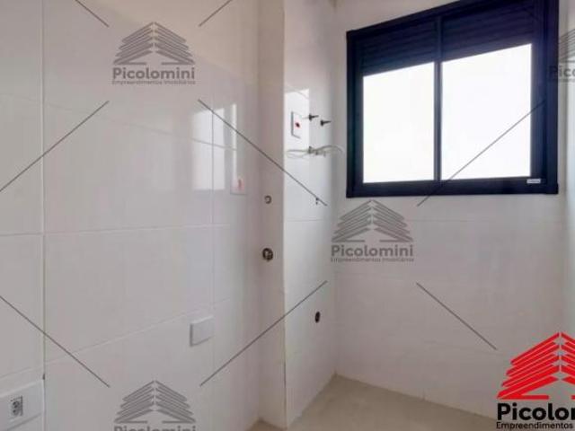 Studio à venda,Residencial Pico Negro,25 m², 01 quarto,01 sala,01 banheiro,sacada com vista livre,el