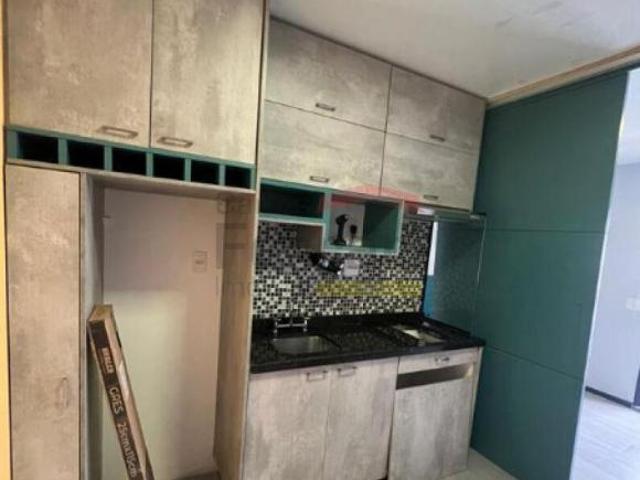 Studio a venda, Santa Cecilia, 01 dormitório, suíte, varanda, sem vaga