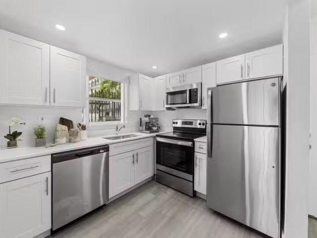 Studio Aciano Hialeah