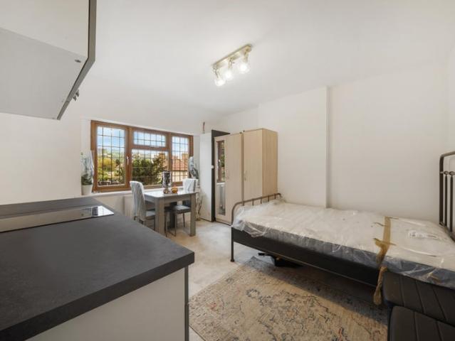 Studio All Bills Included NW2 Dollis Hill