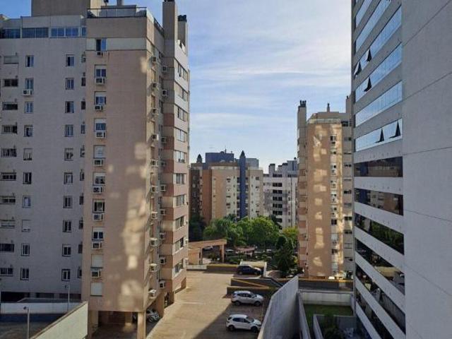 Studio apartamento com Garagem
