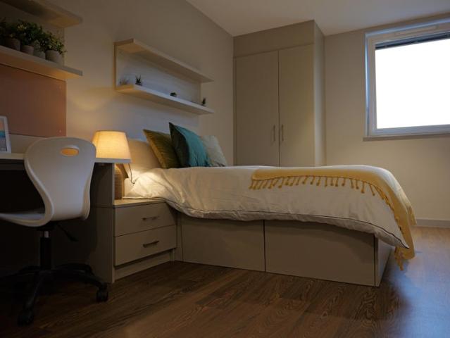 Studio Apartment Flat in Jesmond Studios
