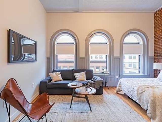 Studio Apartment for Rent at Munroe St, Lynn, MA 01901