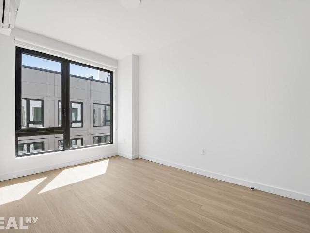 Studio Apartment for Rent at Bedford Ave #712B, New York, NY 11226 Flatbush