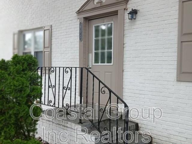 Studio Apartment for Rent at C Ave, Norfolk, VA 23504 Olde Huntersville