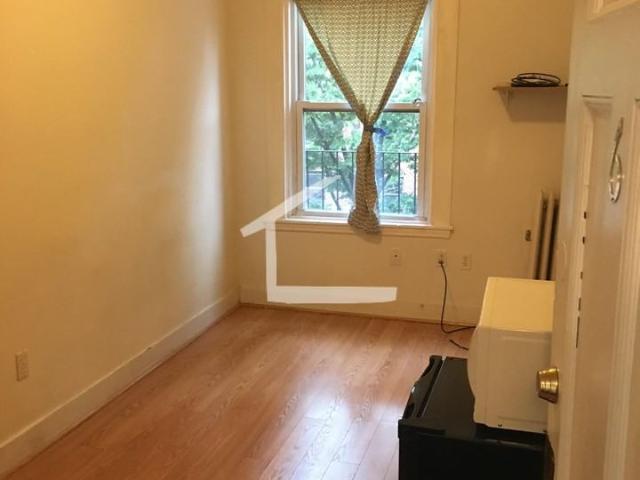 Studio Apartment for Rent at Saint Stephen St #6, Boston, MA 02115 Fenway Kenmore Audubon Circle Longwood
