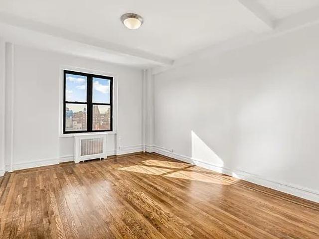 Studio Apartment for Rent at W 23rd St #1514, New York, NY 10011 Chelsea