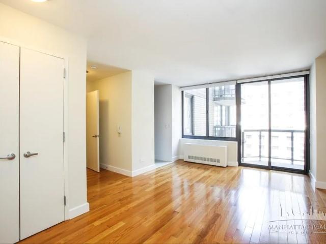 Studio Apartment for Rent at W 48th St #18A, New York, NY 10036 Hell's Kitchen