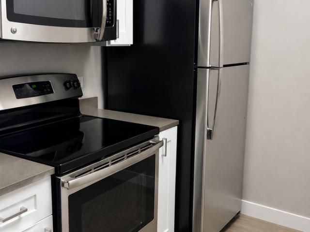 Studio Apartment for Rent at W Wrightwood Ave & N Clark St, Chicago, IL 60614 Lincoln Park