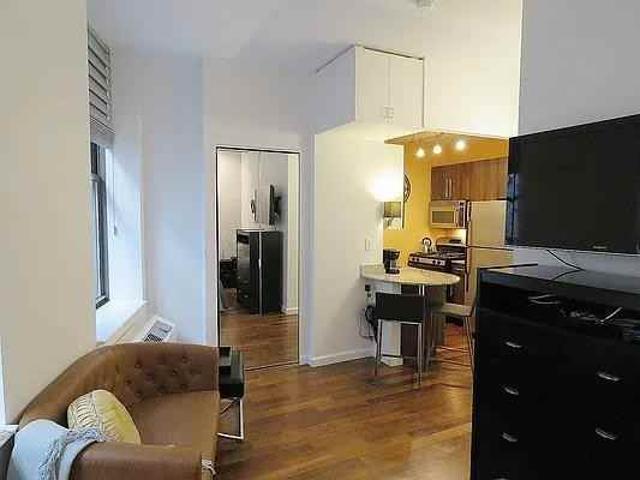 Studio Apartment for Rent at Wall Street Ct #1006, New York, NY 10005 Financial District