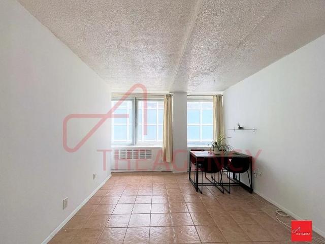 Studio Apartment for Rent at Water St #9E, New York, NY 10005 Financial District