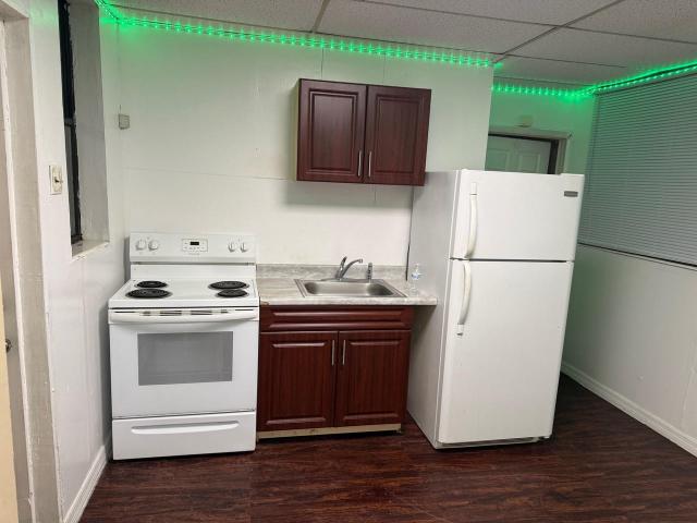 Studio Apartment for Rent at 1506 Northwest 17th Street, Fort Lauderdale, FL 33311 Lauderdale Manors