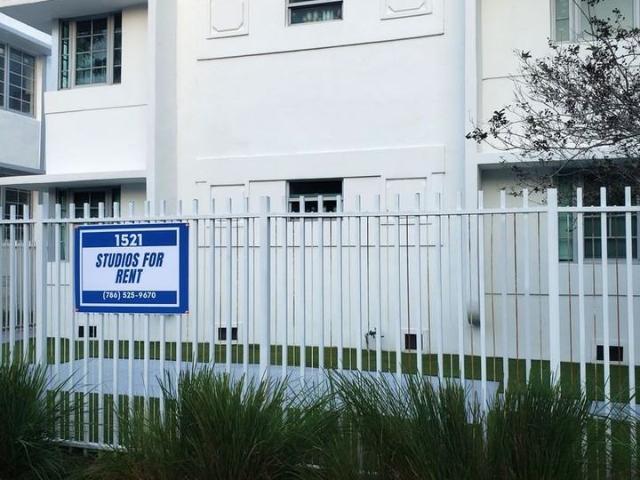 Studio Apartment for Rent at 1521 Euclid Avenue, Miami Beach, FL 33139 Flamingo Lummus