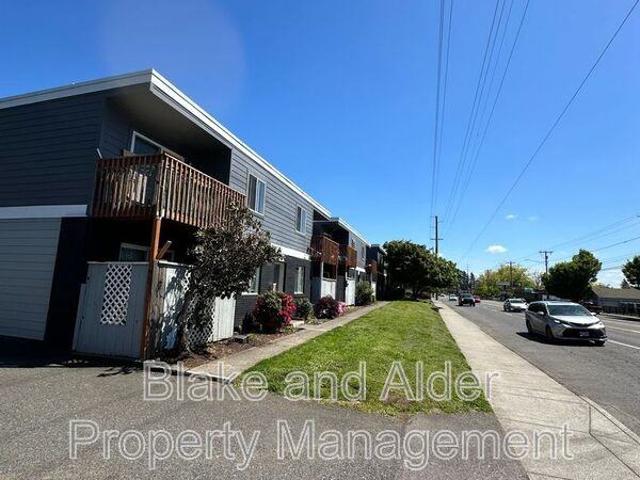 Studio Apartment for Rent at 15847 Se Stark St #66, Portland, OR 97233 Glenfair