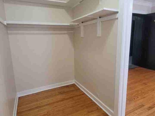 Studio Apartment for Rent at 1717 W North Shore Ave #2E, Chicago, IL 60626 Rogers Park